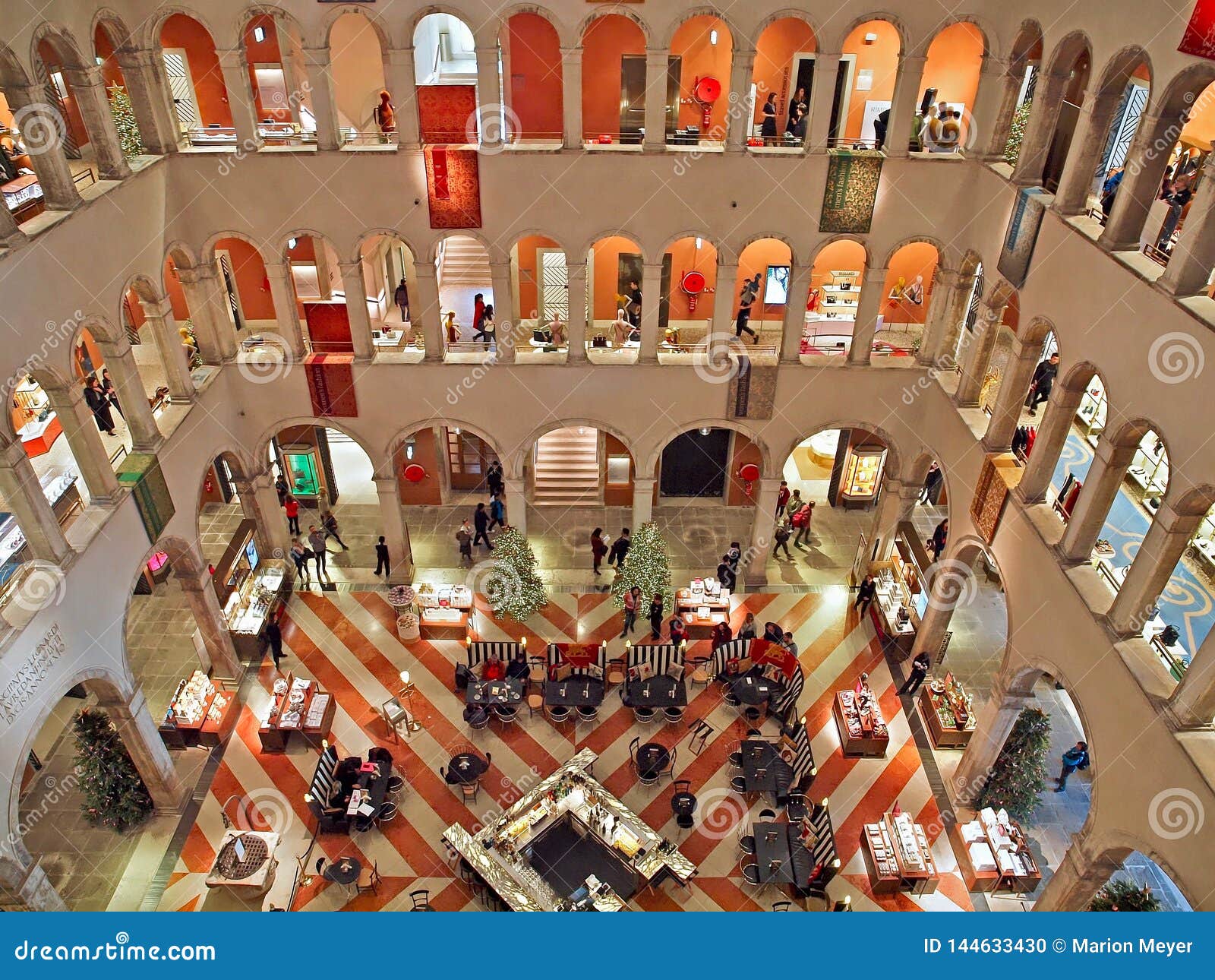 Inside View of Fondaco Dei Tedeschi in Venice Editorial Image - Image ...