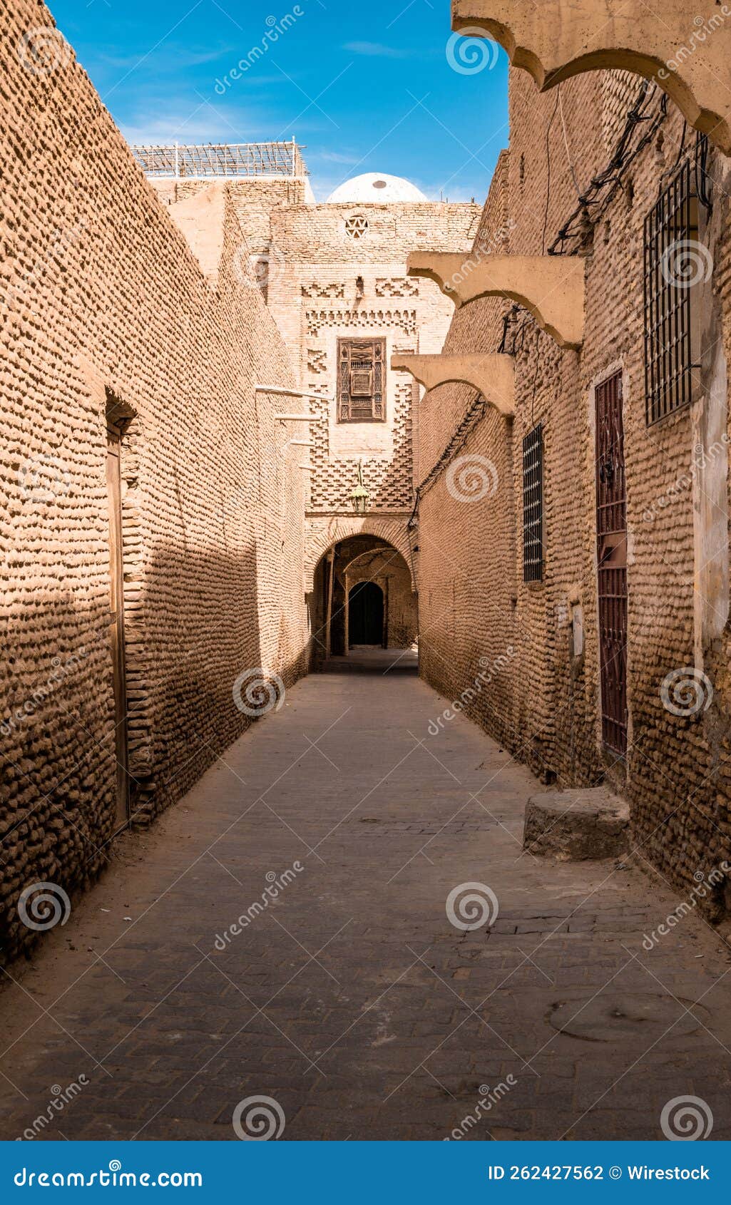 Inside View of the Old Medina, Tozeur, Tunis Stock Photo - Image of ...