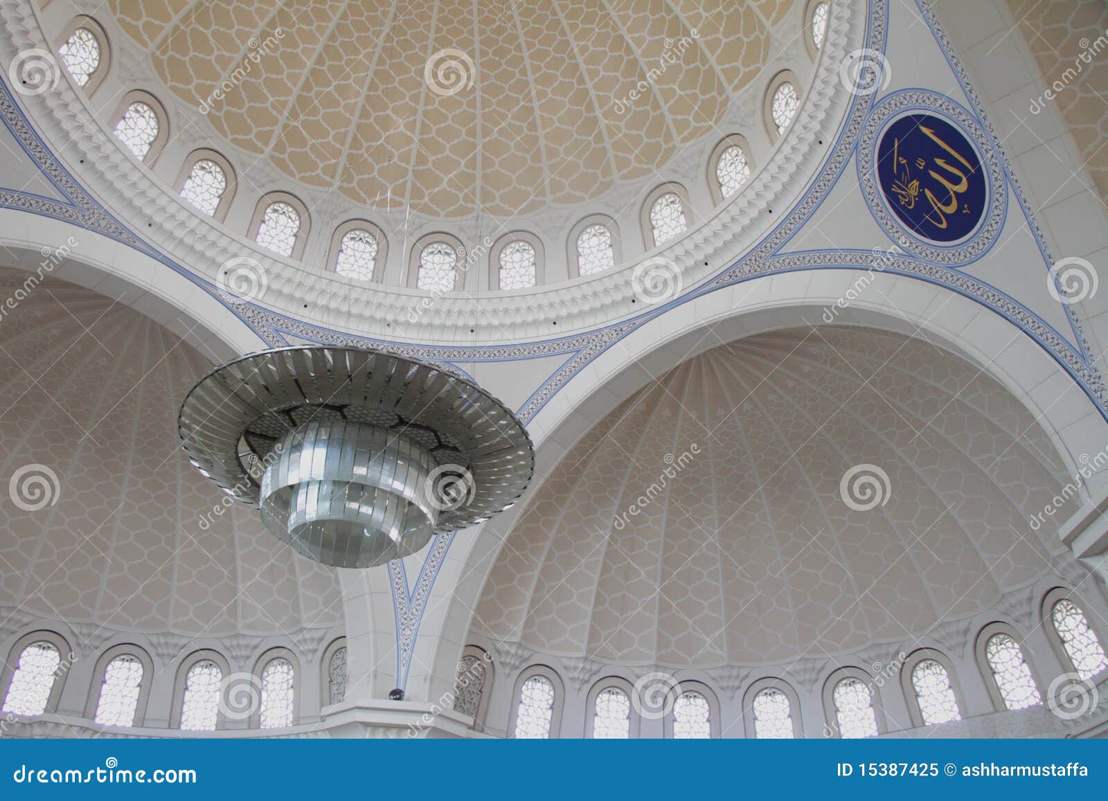 Inside Wilayah Mosque 1 stock image. Image of arabesques - 15387425