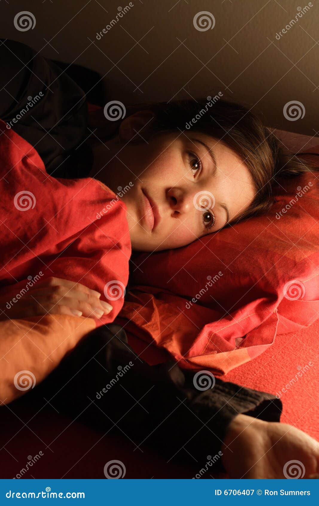 Insonne immagine stock. Immagine di notte, espressione - 6706407