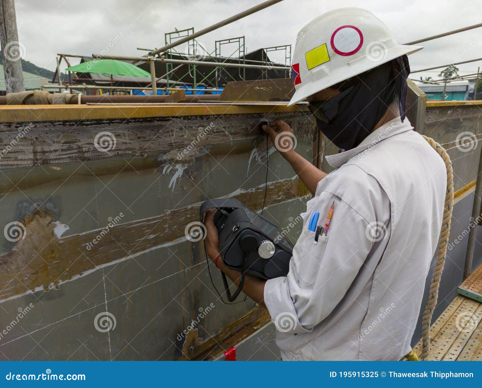 The Inspectors Are Checking Defect In Welded At Butt Joint With Process ...