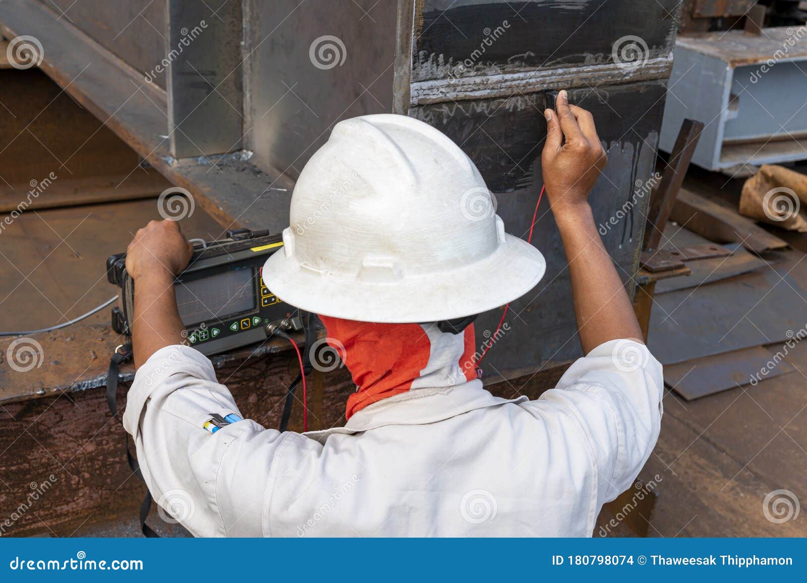 Inspectors are Checking Defect in Welded with Process Ultrasonic ...