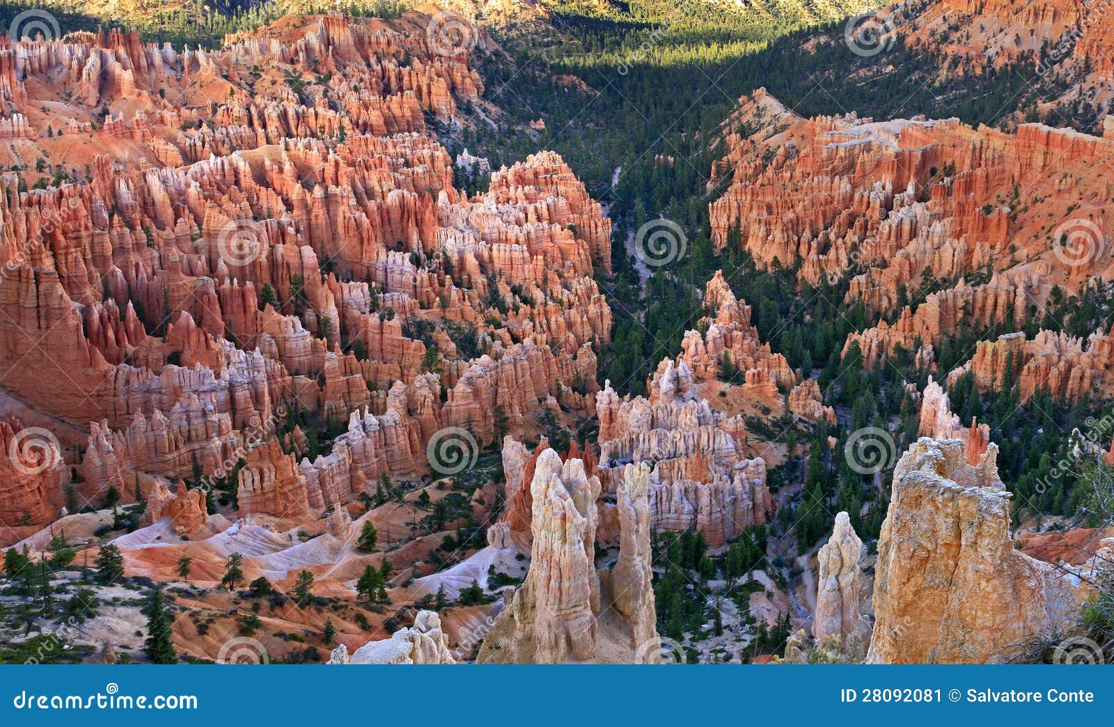 Inspiration Point At Sunrise, Bryce Canyon Stock Image - Image of ...
