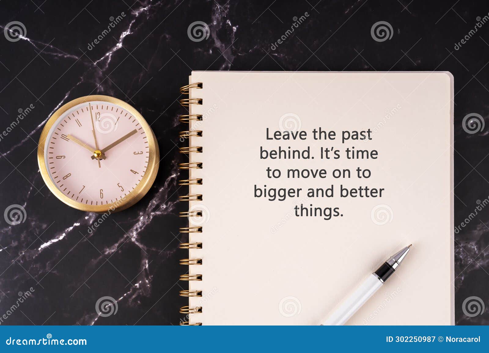 Inspirational Quotes on Notepad - Leave the Past Behind. it S Time To ...