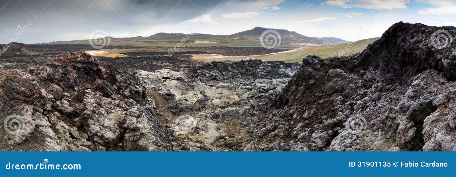 Geologic Fissure On An Orange Mountain Wall, `Fisgas De Ermelo`, Serra ...