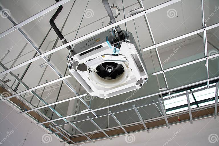 Install Ceiling Mounted Cassette Type Air Conditioner Unit at ...