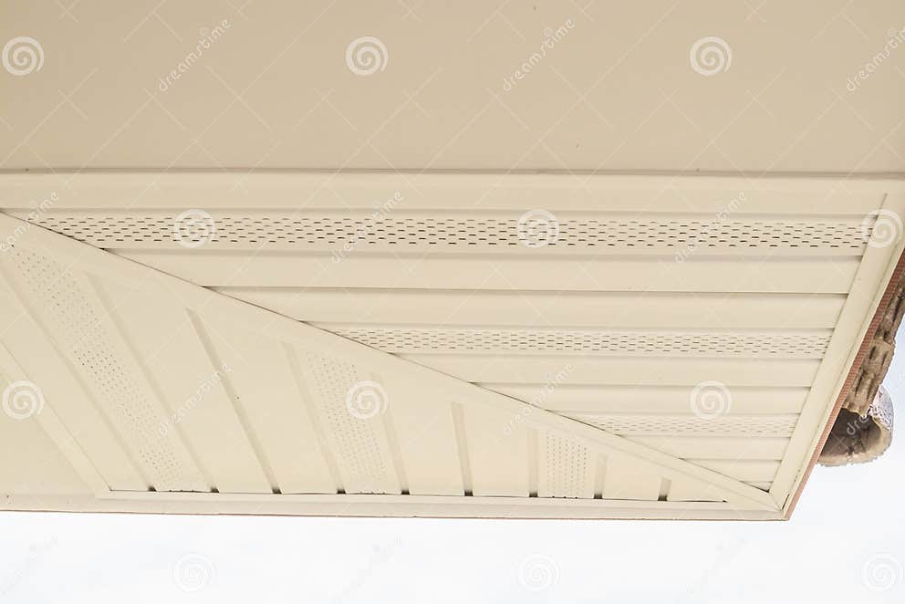Installation De Panneau De Soffite Image stock - Image du toiture ...