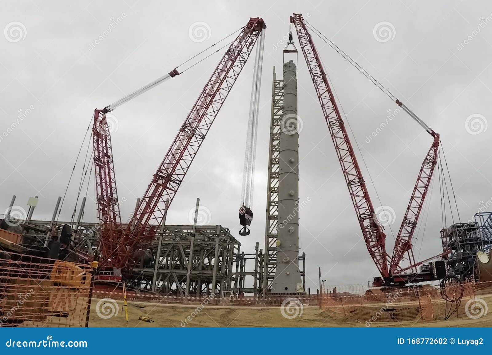 Installation of Distillation Column at an Oil Refinery Stock Photo ...