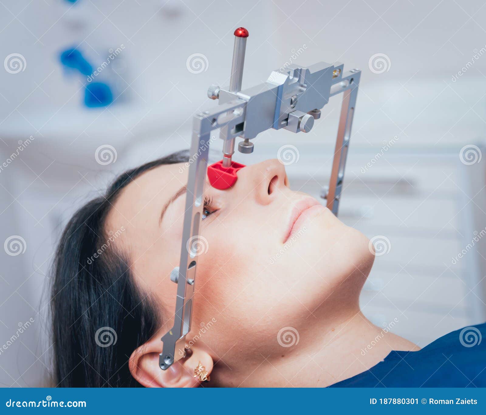 Installation of the Face-bow. Functional Diagnostics. Modern Technology ...