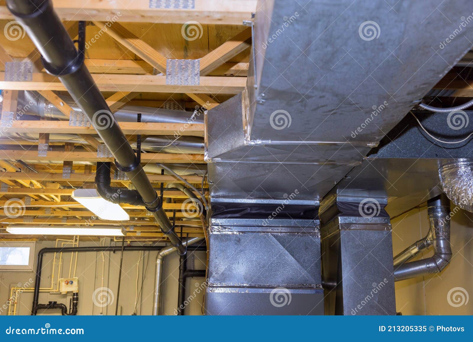 Installation of Heating System on the Ceiling of the Pipe Heating ...