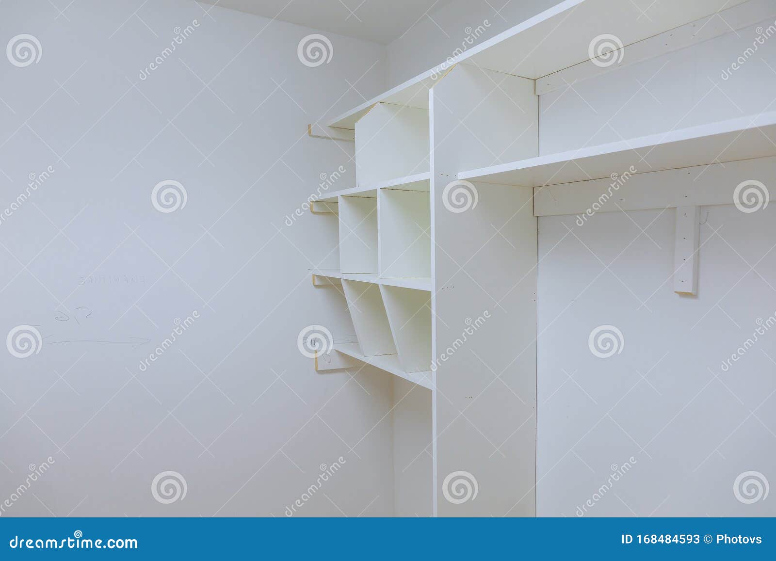Installation Interior of White Shelf or Clothing with Many Empty ...
