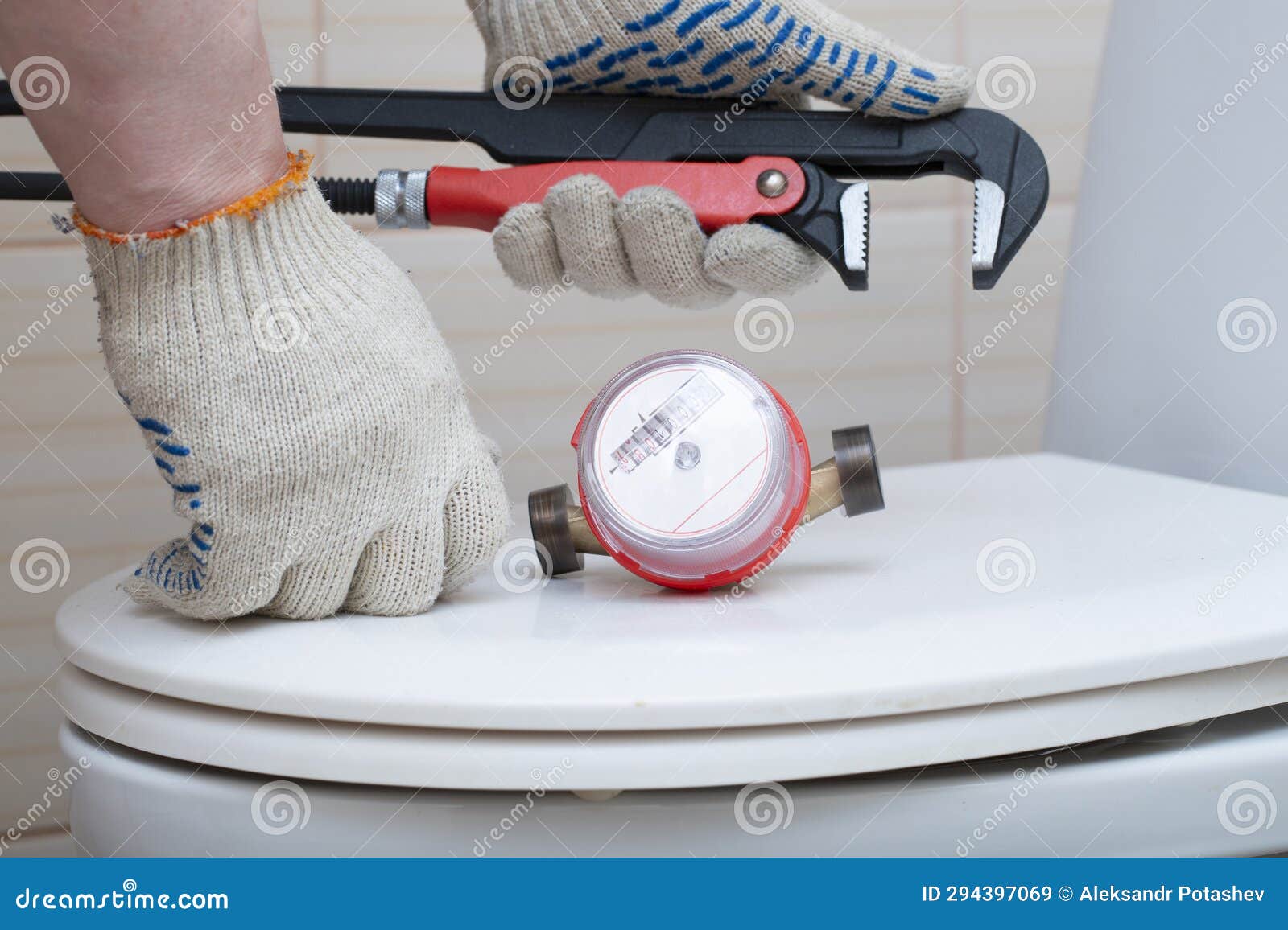 Installation of a Meter for Cold and Hot Water. Replacement of Water ...