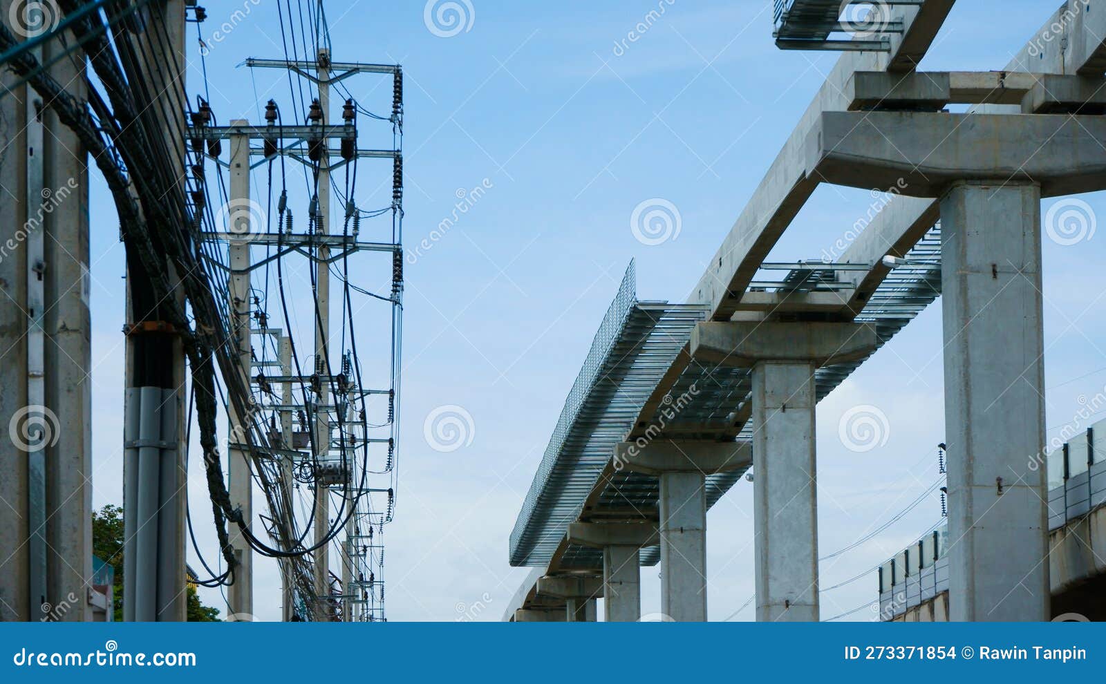 Installation of Monorail Train on Its Track Elevated Over Road Rapid ...
