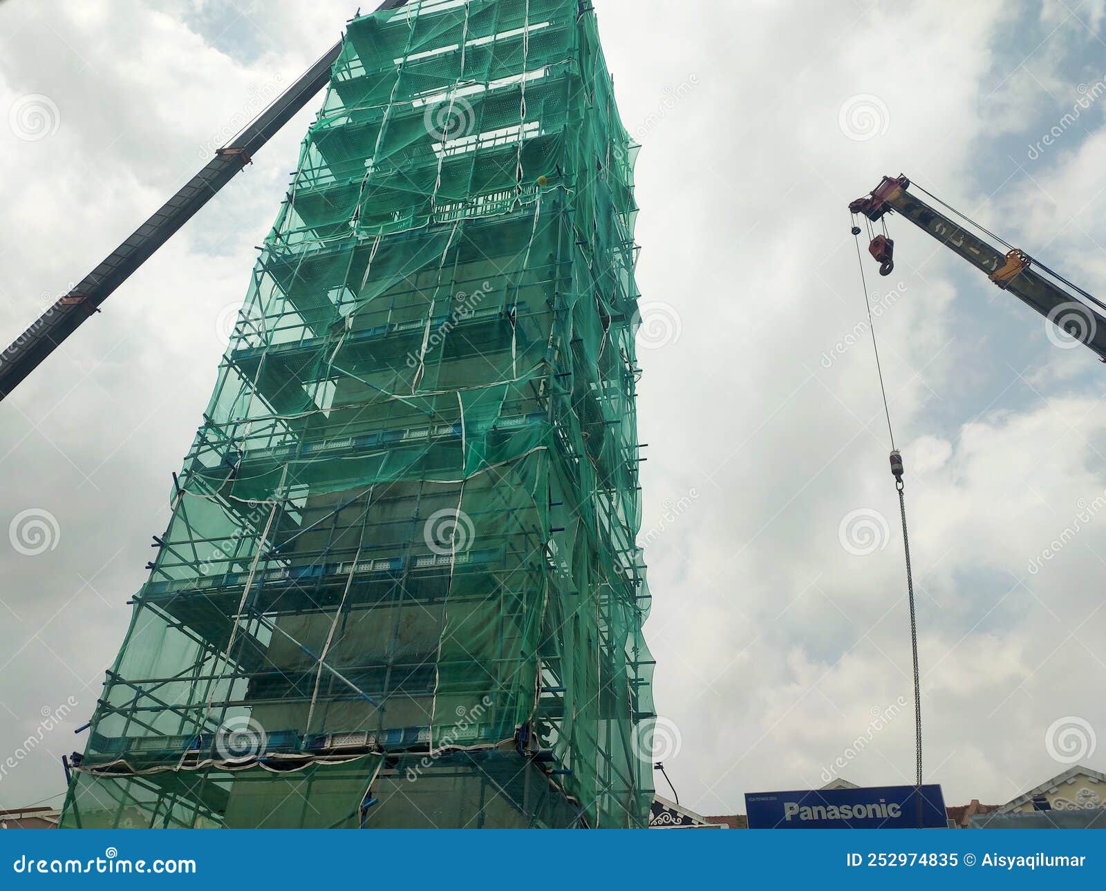 Installation of Temporary Scaffolding for the Construction of Tall ...