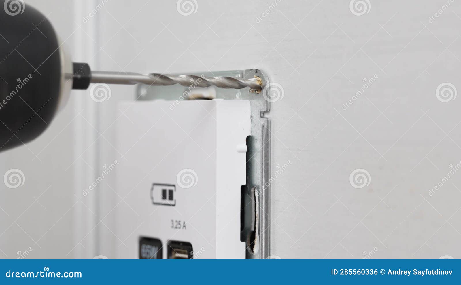 Installation of a USB Type-C Socket at the Head of the Bed for Charging ...