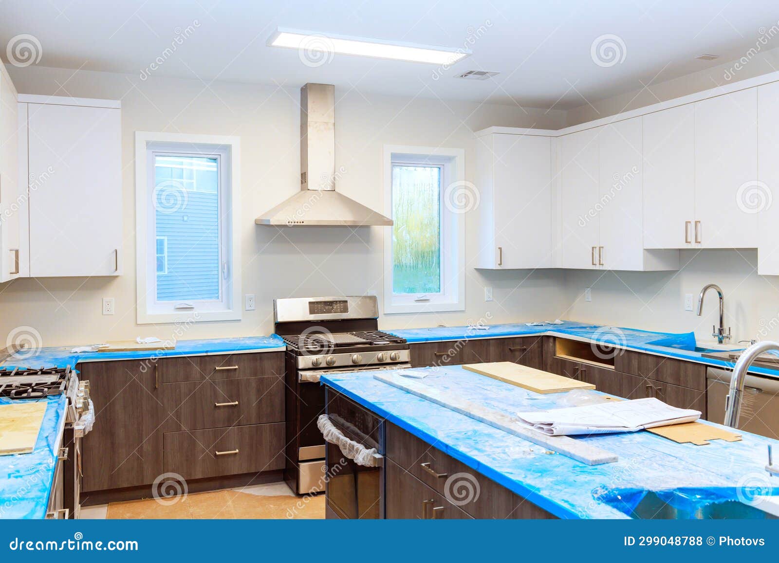 Installation of White Color Custom Kitchen Cabinets Stock Photo - Image ... Installation of White Color Custom Kitchen Cabinets Stock Photo - Image ...