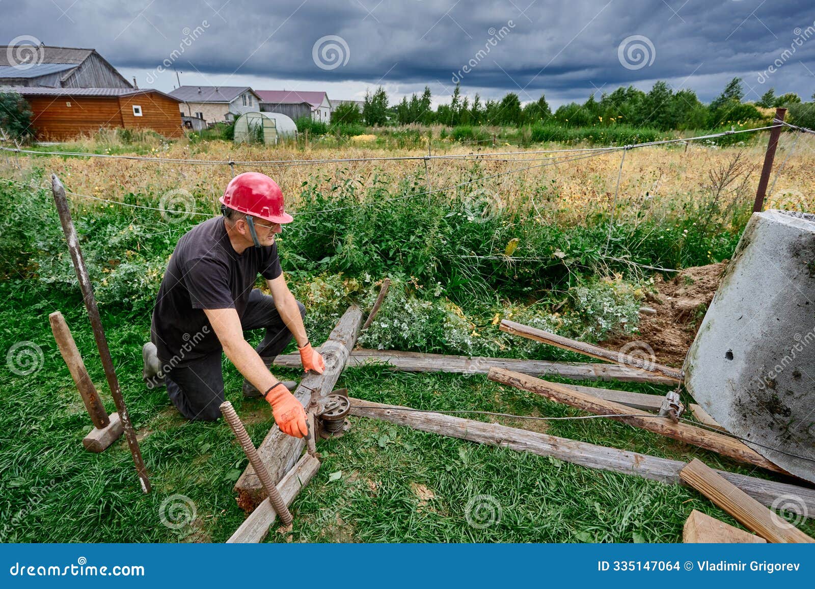 Installing Overflow Septic Tank Made Of Reinforced Concrete Rings ...