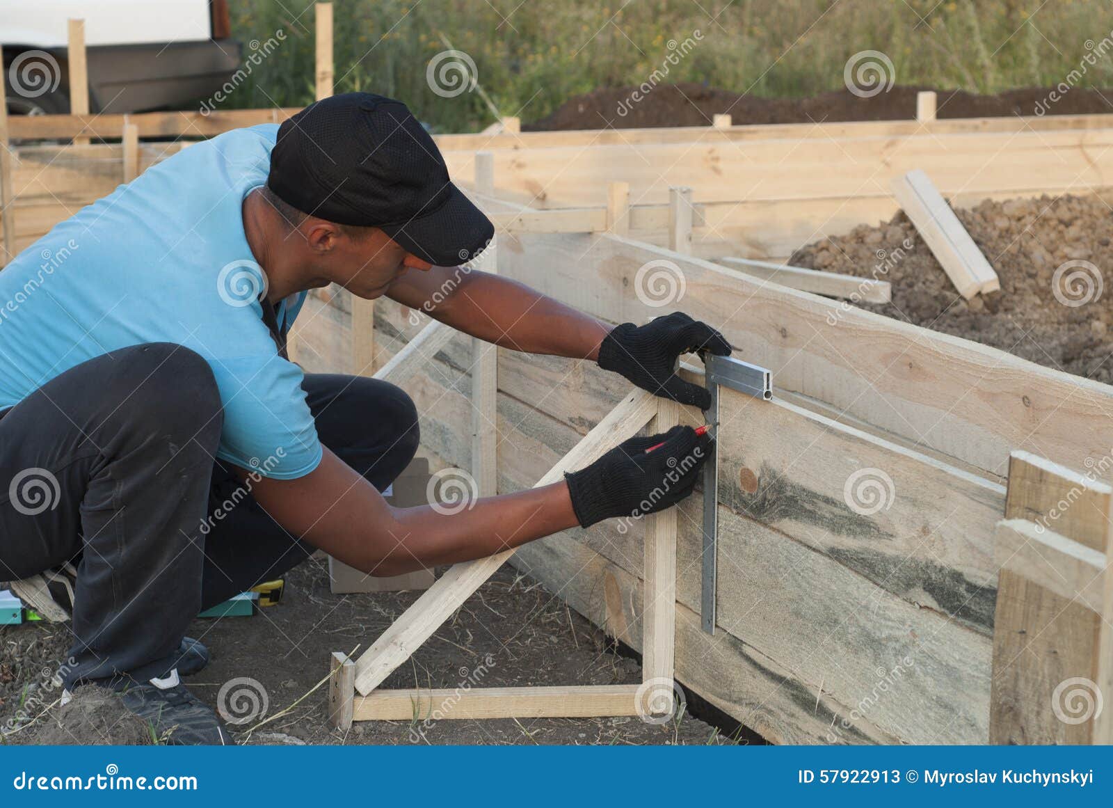 Installing the formwork stock image. Image of formwork - 57922913