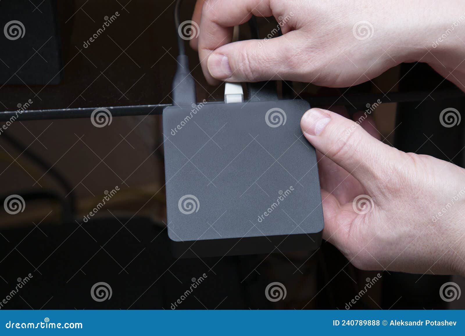 Installing Internet TV at Home. Conducting and Configuring Internet TV ...