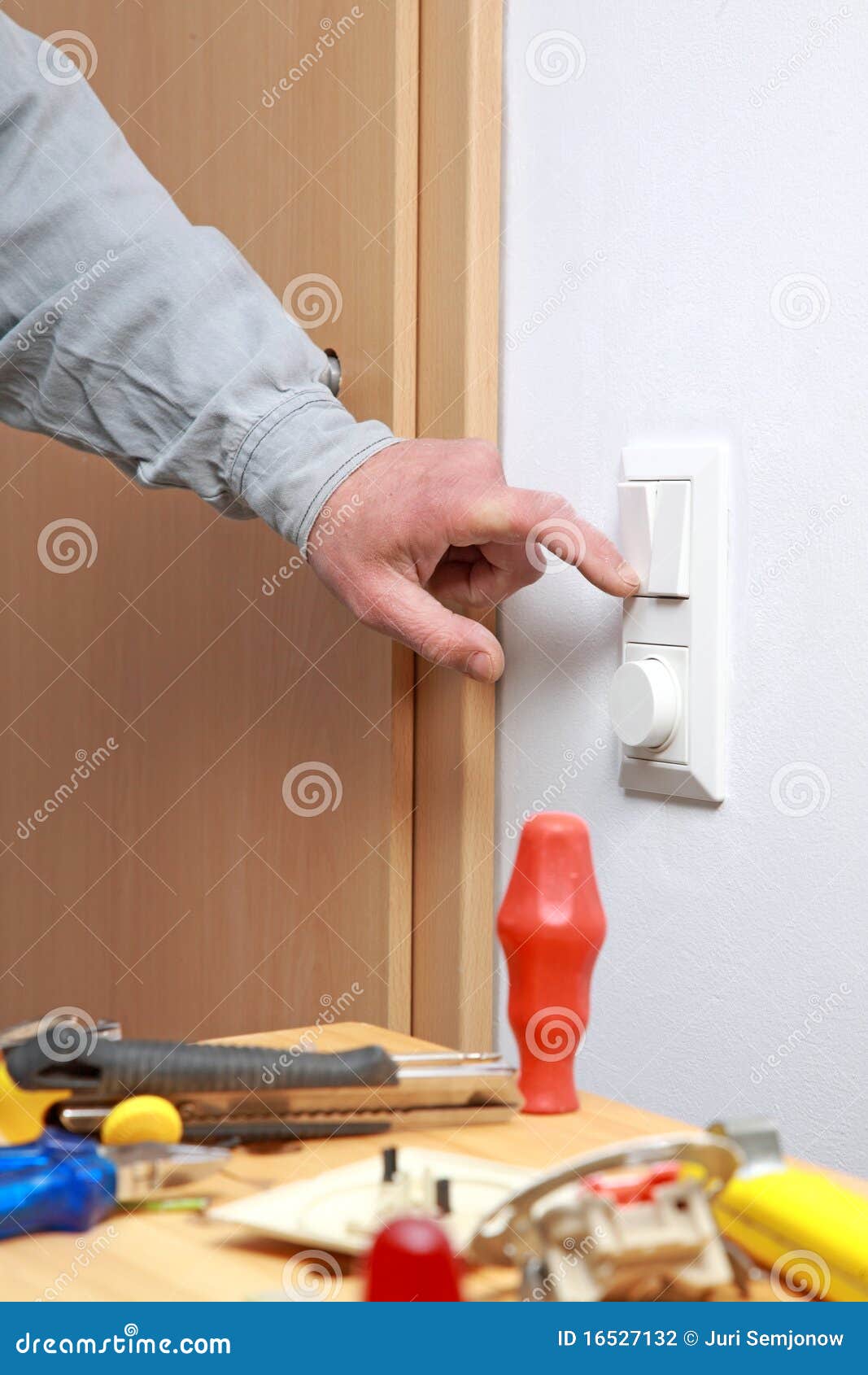 Installing a light switch. stock photo. Image of handle - 16527132