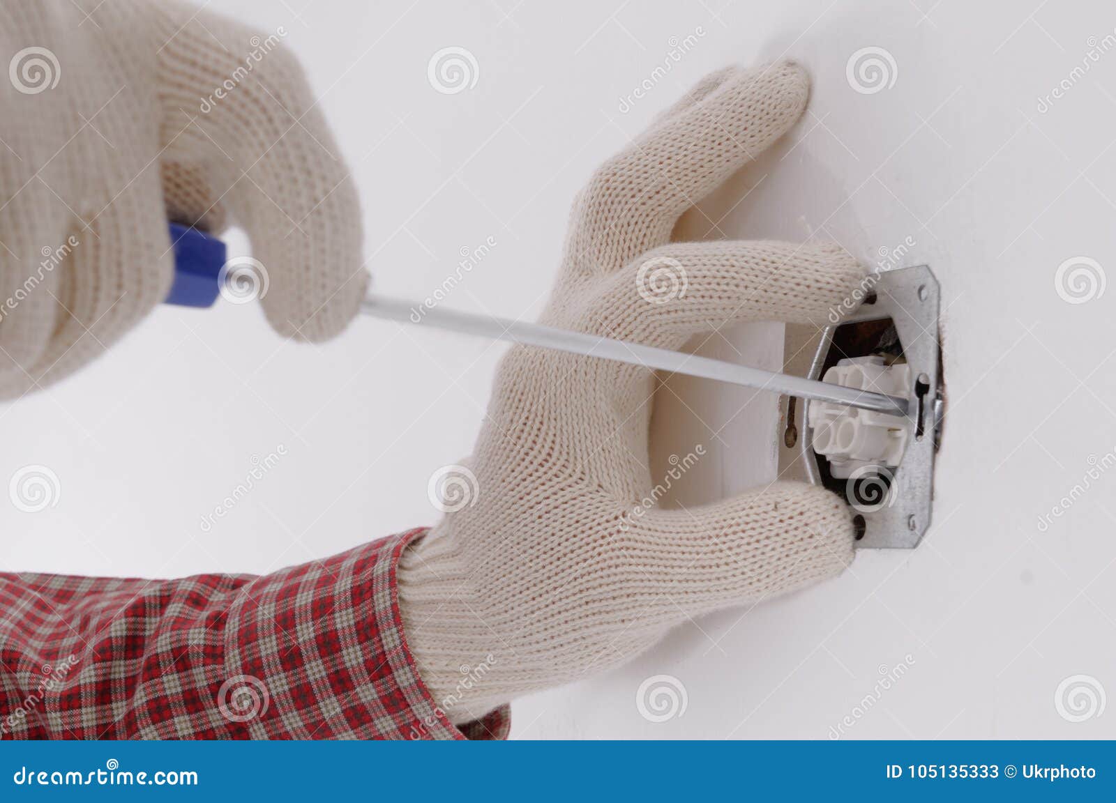 Installing the Power Outlet Stock Image - Image of screwdriver, hands ...