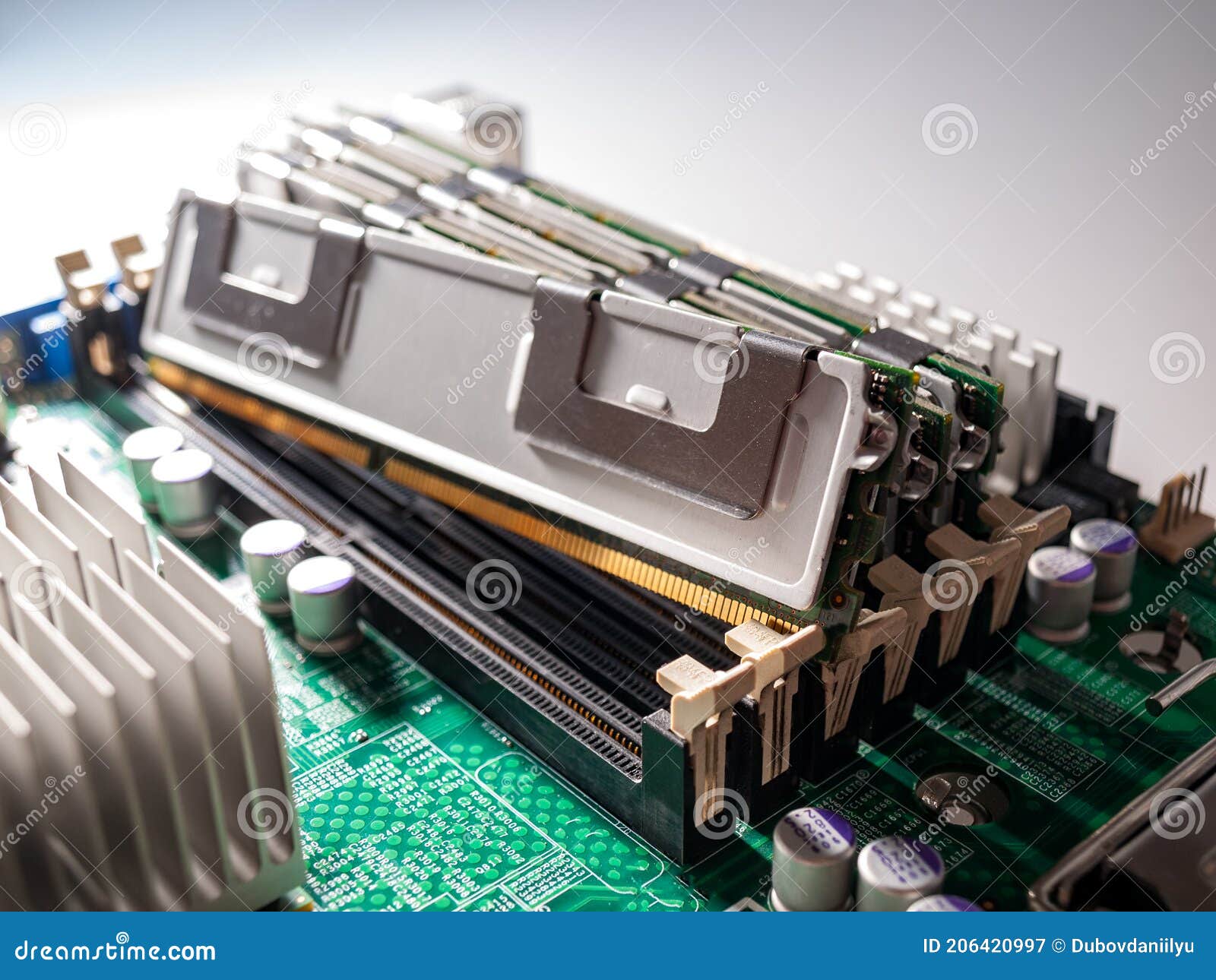 Installing RAM Modules in the Computer Motherboard, Replacing and ... Installing RAM Modules in the Computer Motherboard, Replacing and ...