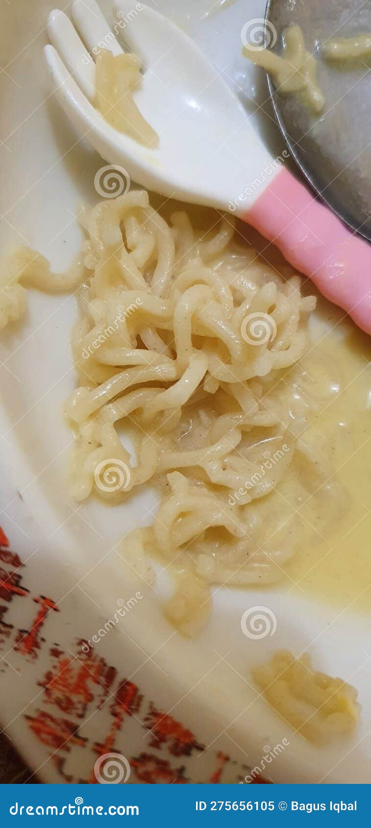 Instant Noodles for Kids To Eat Stock Image - Image of nyamnyam, kids ...