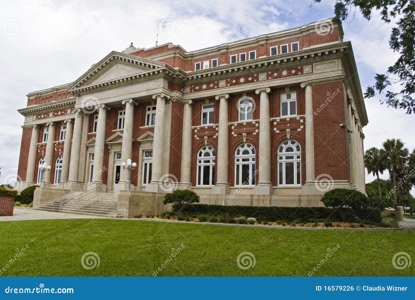 Institutional Building stock photo. Image of judicial - 16579226