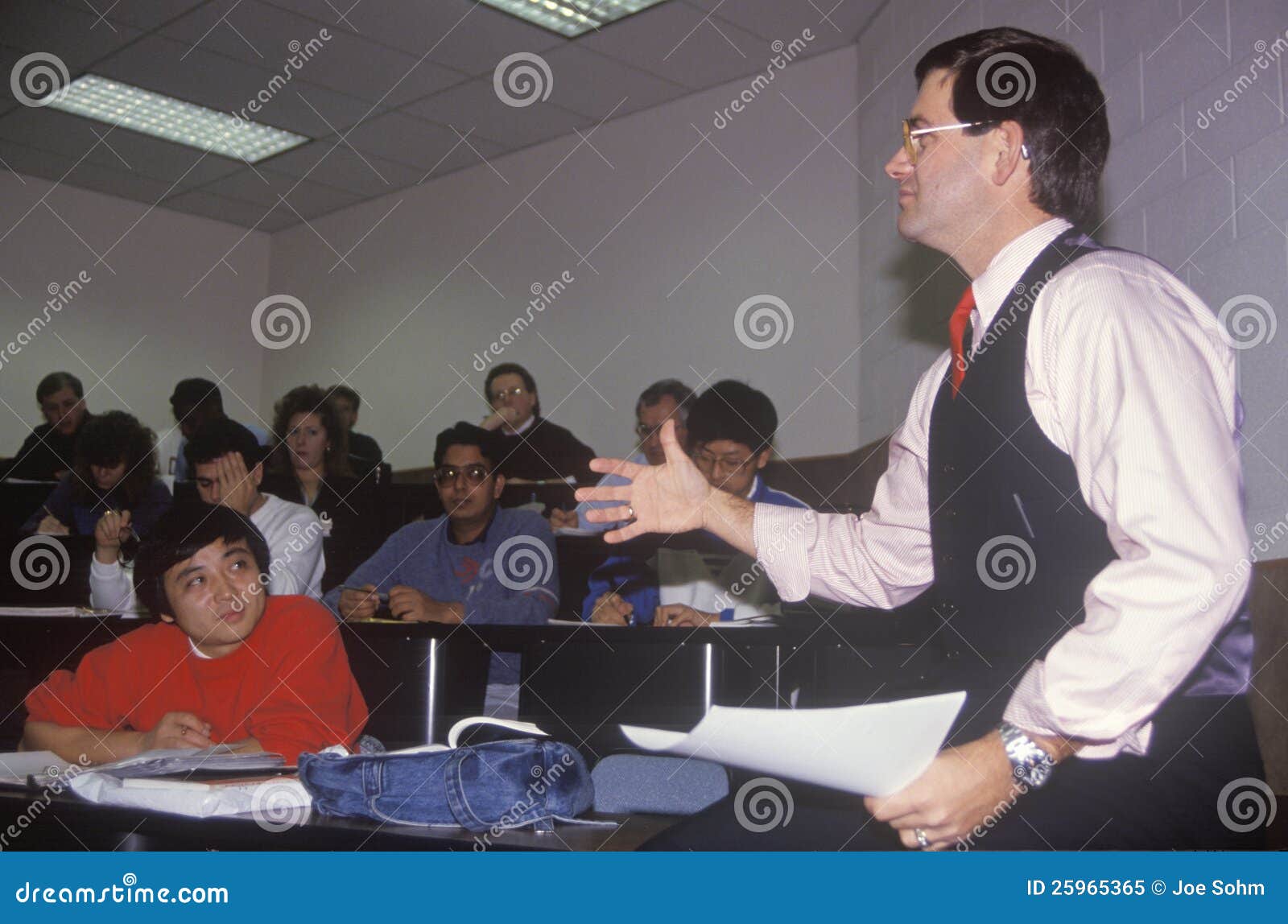 Instructor Lecturing To and Adult Business Class Editorial Image ...