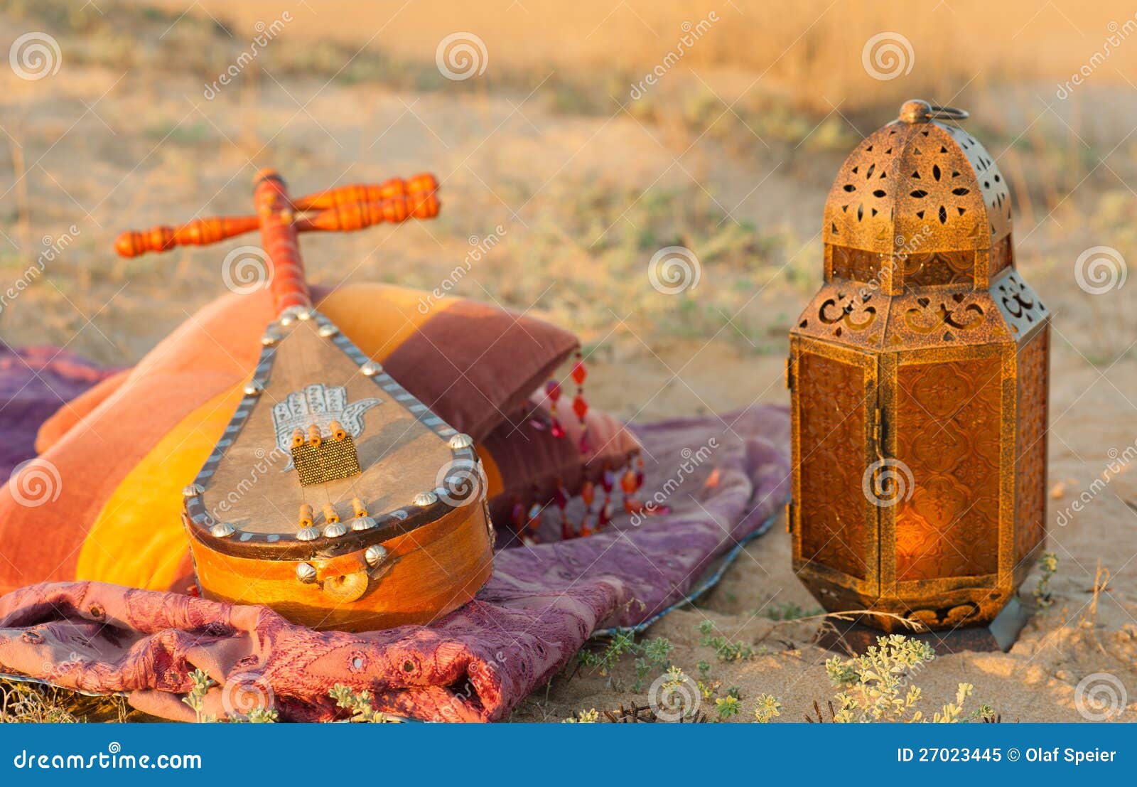 Instrument africain image stock. Image of oriental, classique - 27023445