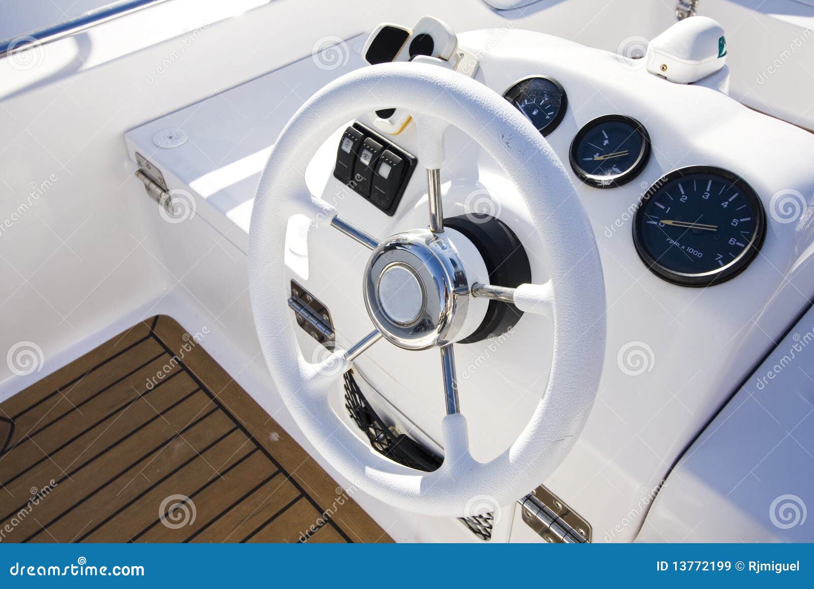 Car Instrument Panel Console And Stereo Radio With Air Condition Stock ...