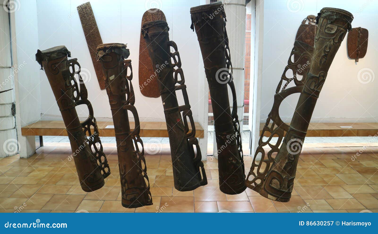 Instrumento Musical Tradicional De Tifa Fotografia Editorial - Imagem ...