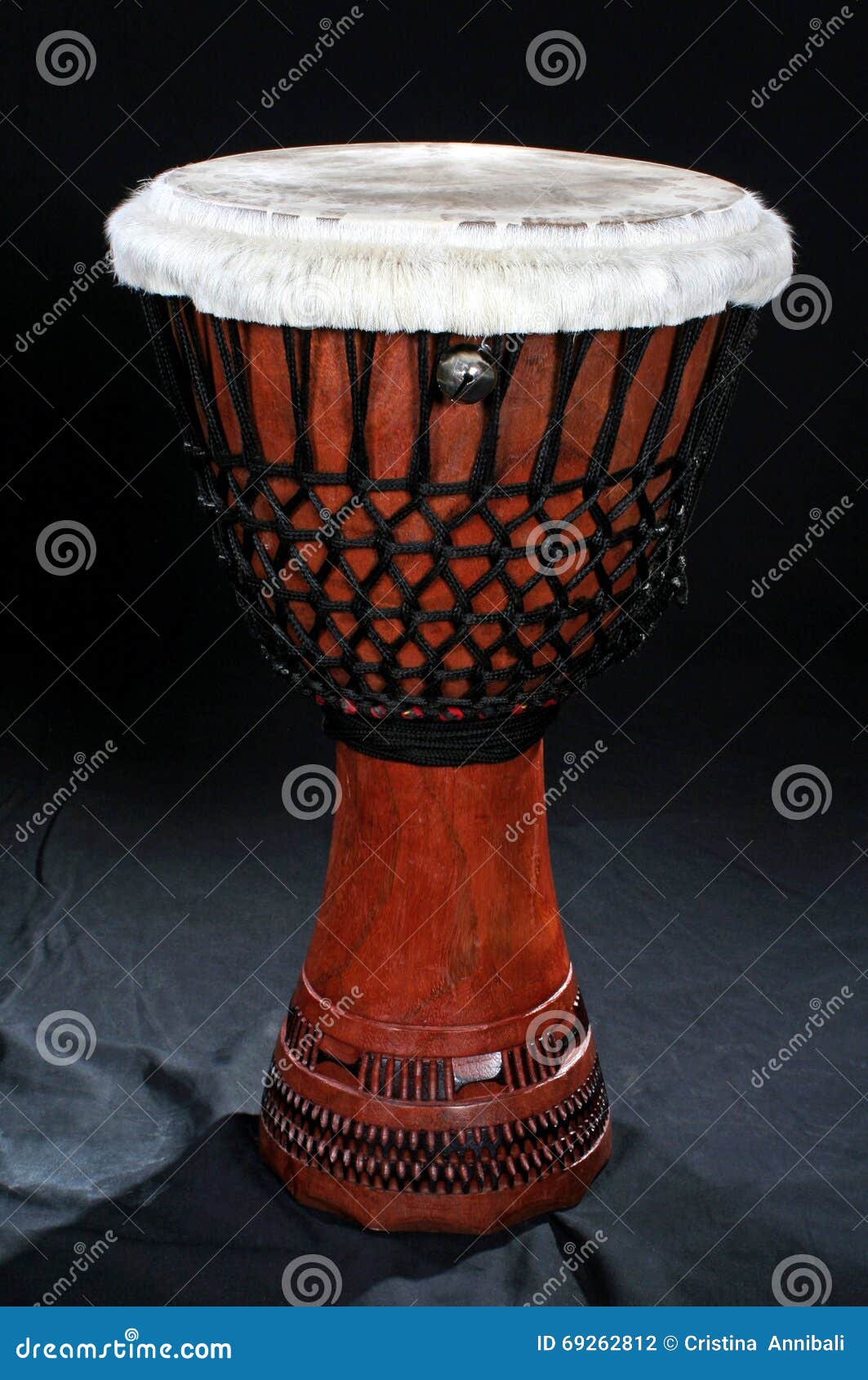 Instrumentos Africanos Tradicionais - Djembe Foto de Stock - Imagem de ...
