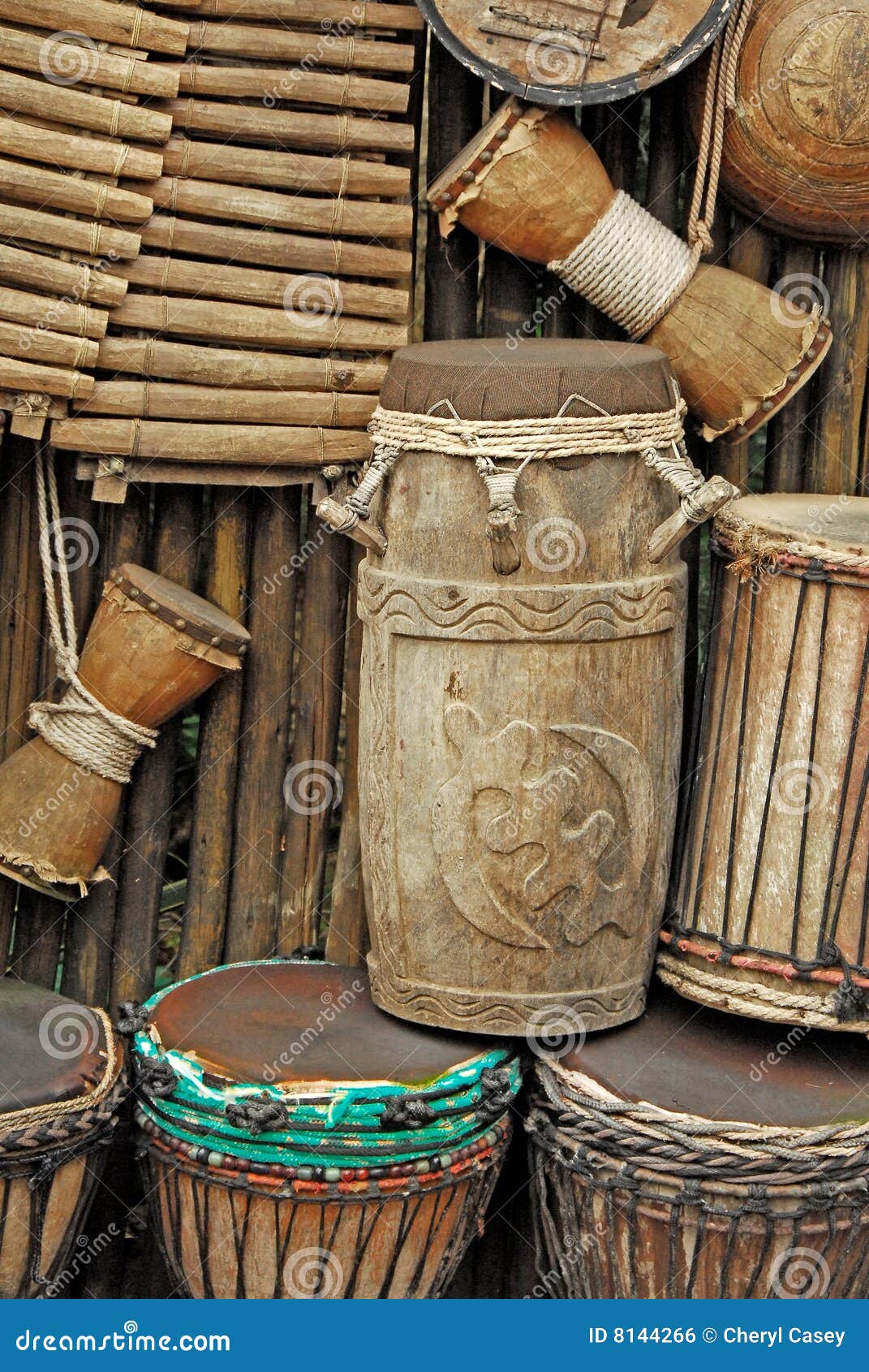 Instrumentos de madera foto de archivo. Imagen de africano - 8144266