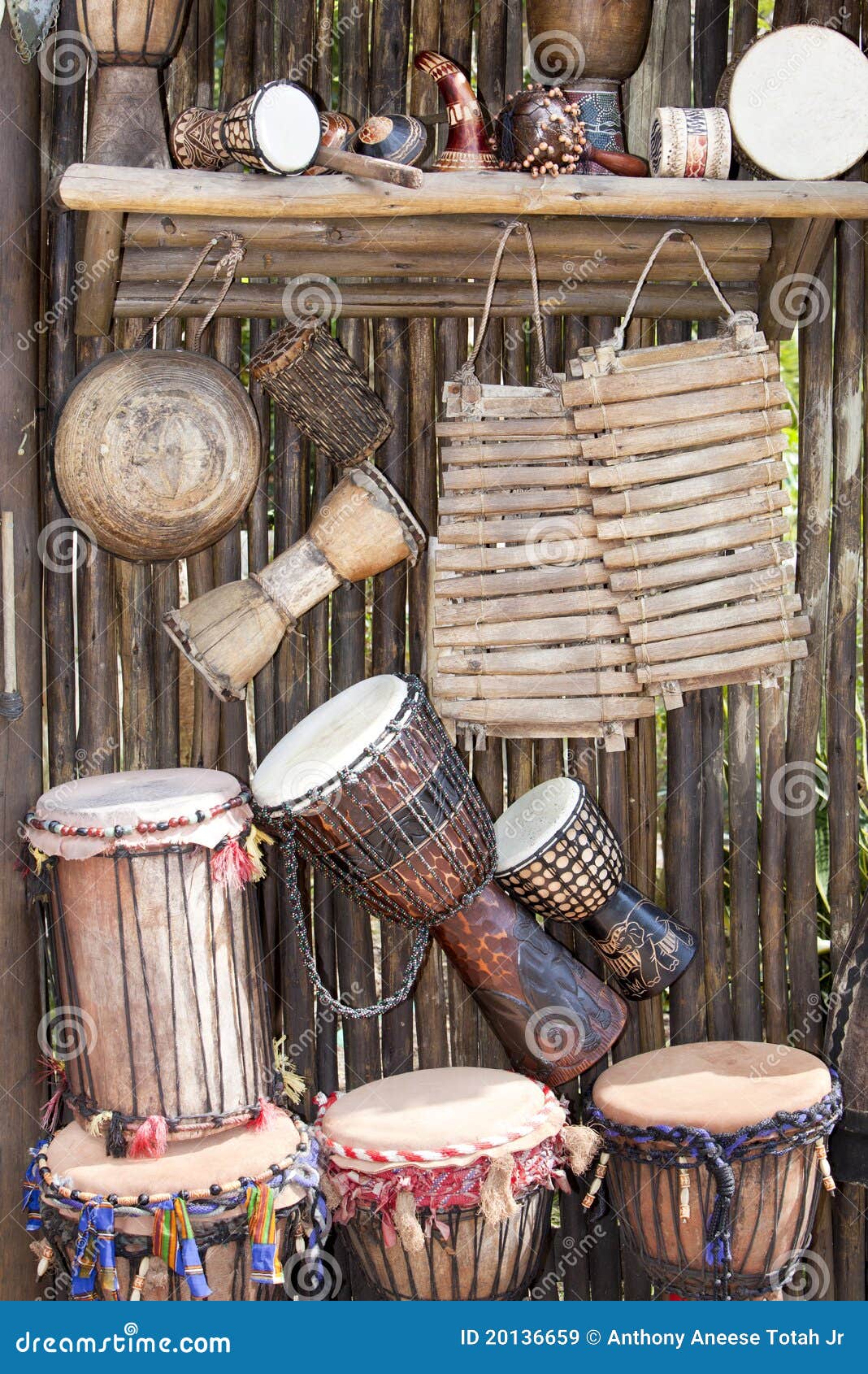 Instrumentos Musicais Africanos Imagem de Stock - Imagem de costume ...