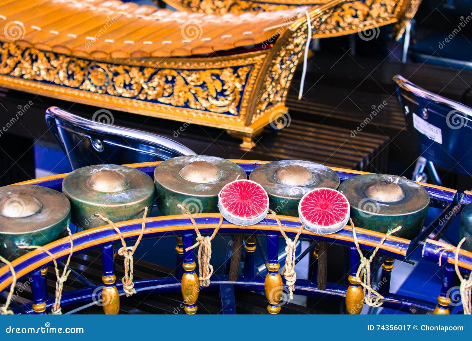Instrumentos tailandeses imagem de stock. Imagem de acima - 74356017