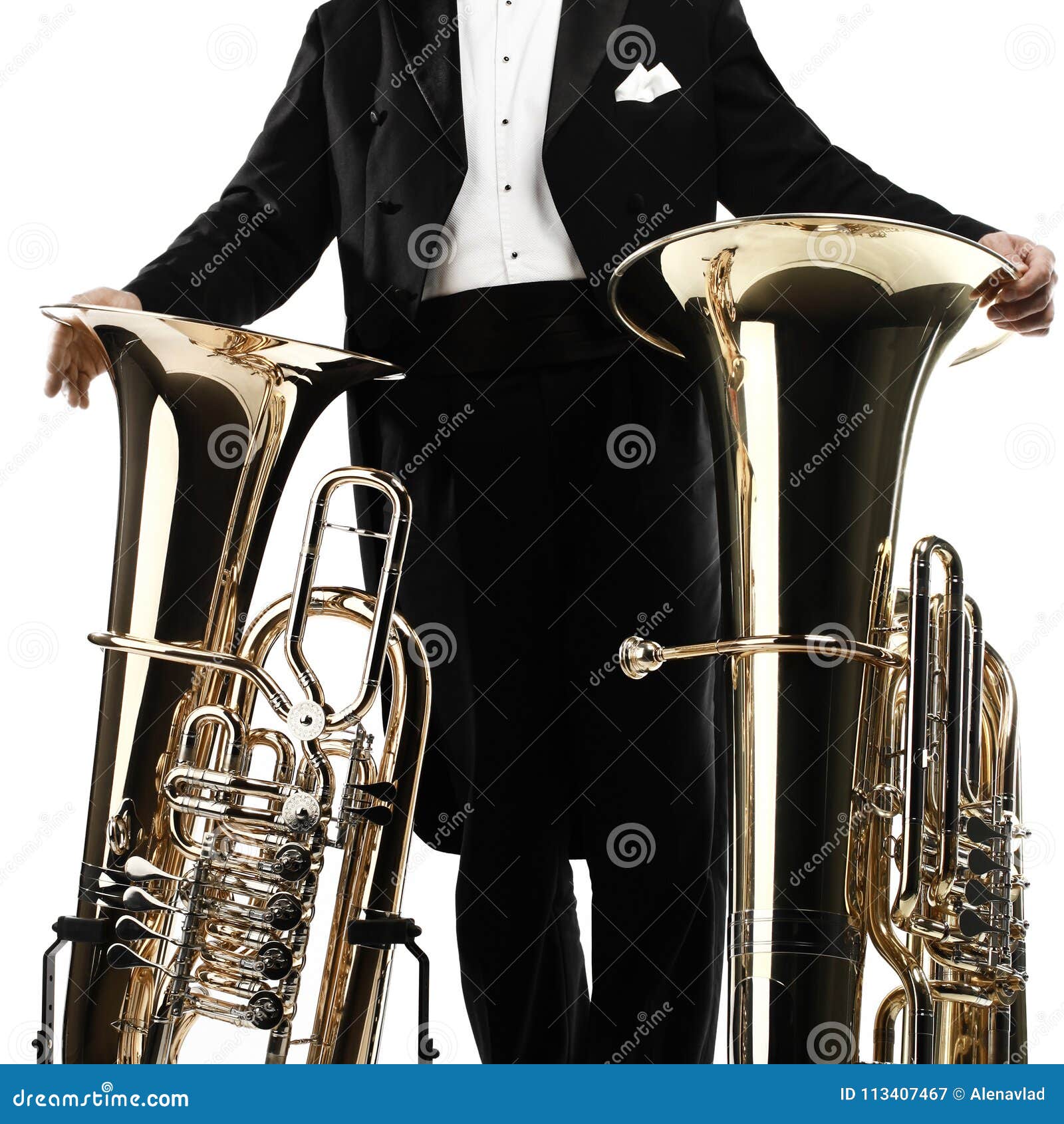 Instruments En Laiton De Joueur De Tuba Image stock - Image du laiton ...