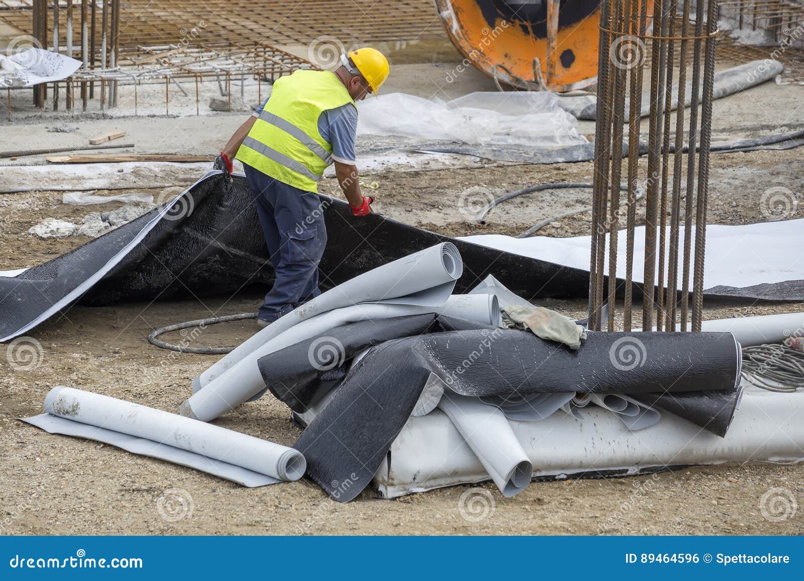 Insulation Worker Preparing Bituminous Waterproof Membrane Editorial ...