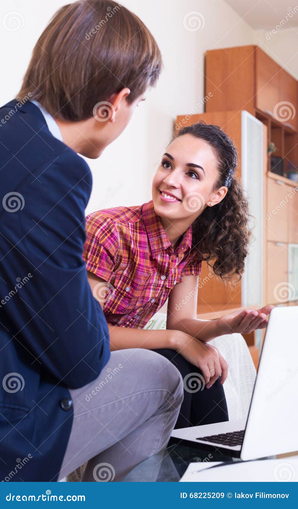 Insurance Agent and Customer Discussing Stock Image - Image of ...