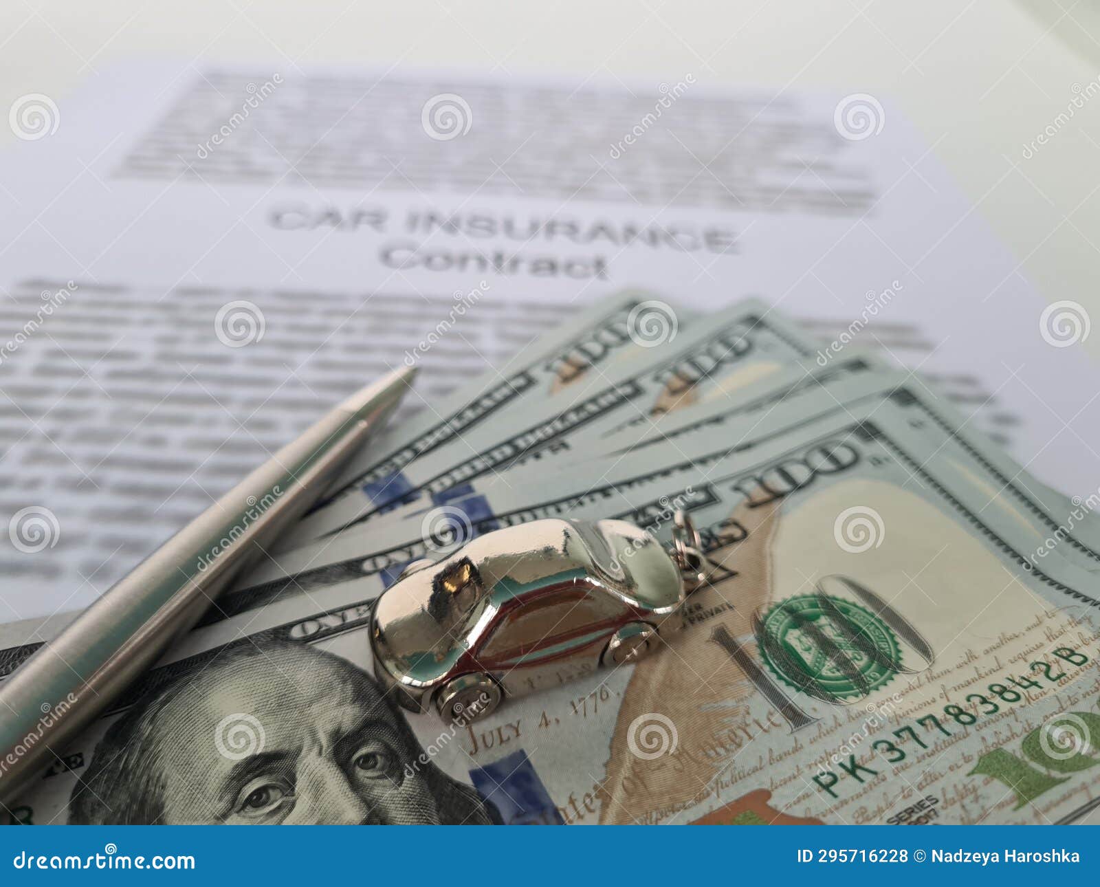 Insurance Agent and Dollar Count and Car Insurance Claim Form Stock ...