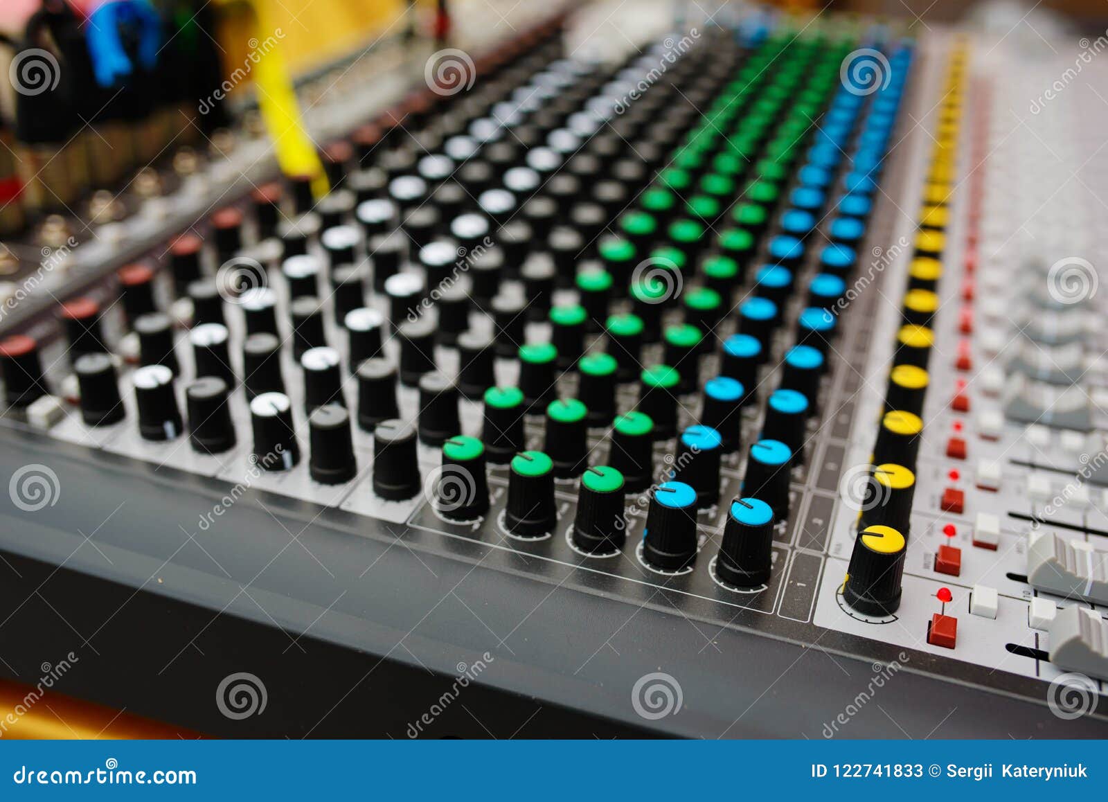 Integrated Amplifier and Equalizer Mixer Switch of Sound Equpiment ...