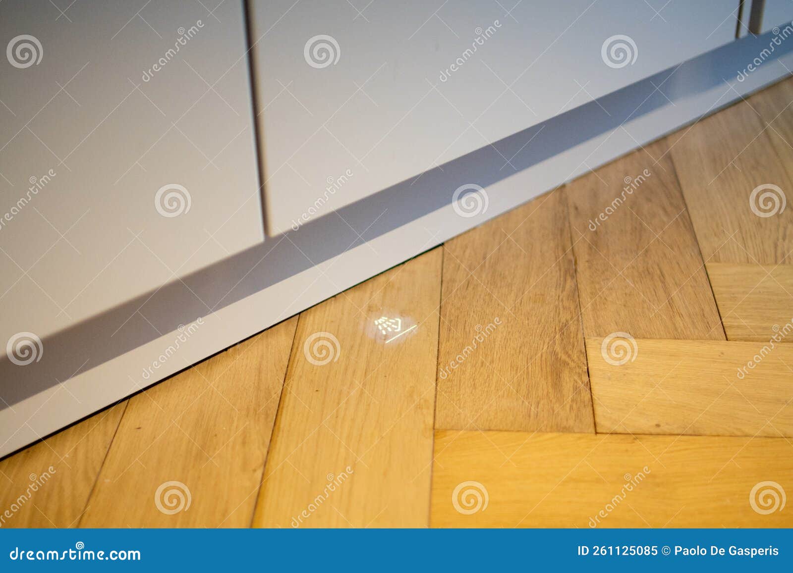 Integrated Smart Dishwasher Display Projects Information Onto the Floor ...