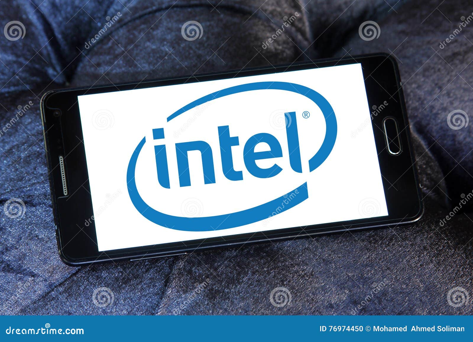 Intel logo editorial image. Image of entertainment, software - 76974450