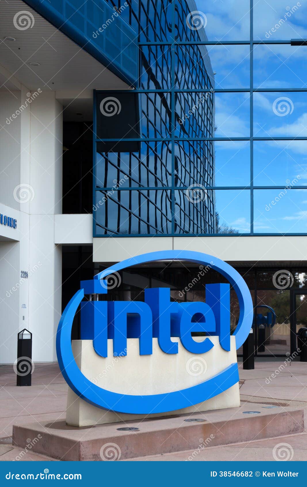 Intel Sign Located In Front Of The Entrance To The Offices And Museum ... Intel Sign Located In Front Of The Entrance To The Offices And Museum ...