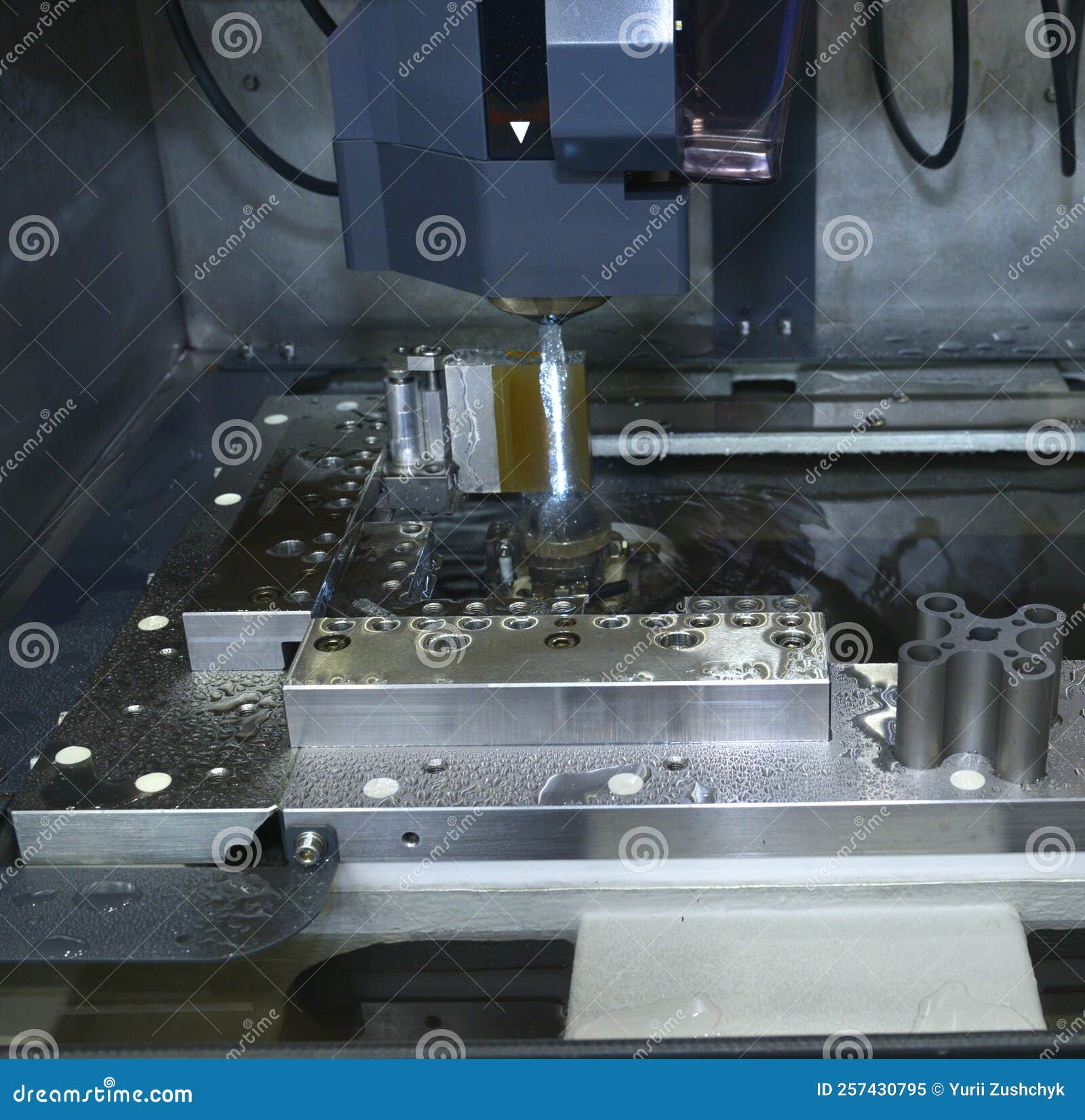 Intelligent Automatic Threader of Electrical Discharge Machine Working ...