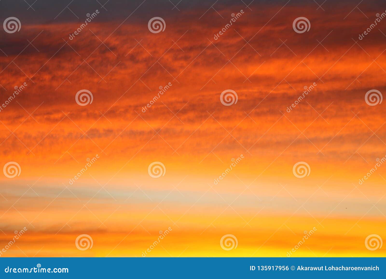 Intense Colorful Sky with Layer of Cloud at Evening before Sunset Stock ...