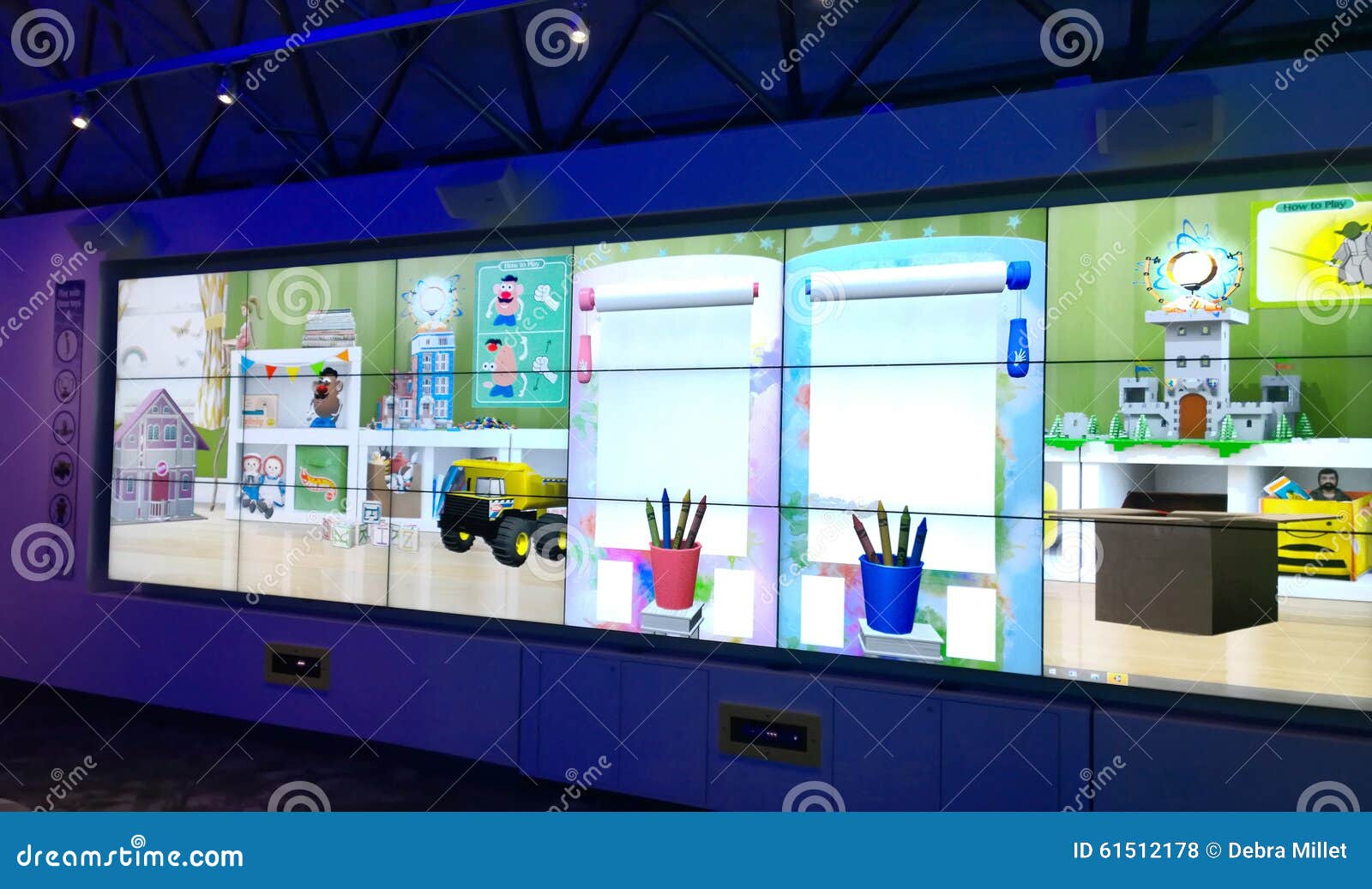 Interactieve muur redactionele stock foto. Image of kleurrijk - 61512178