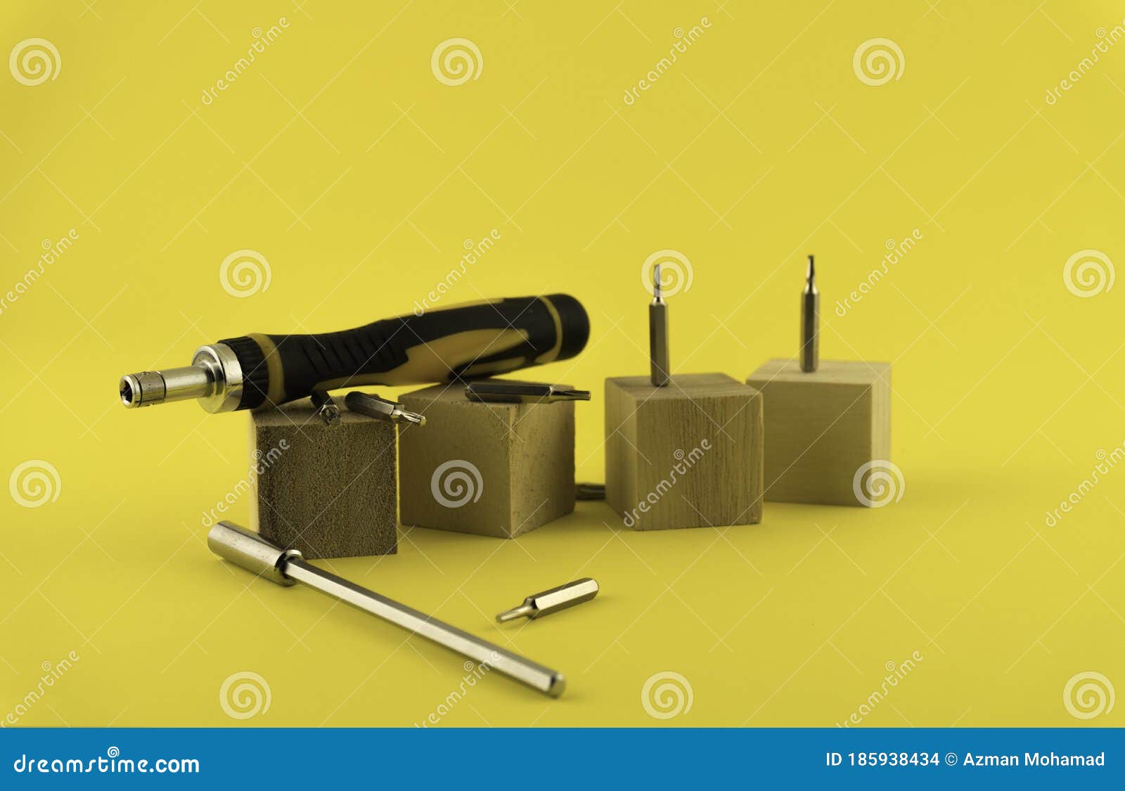 Interchangeable Screwdriver Set with Different Types of Metal Steel ...