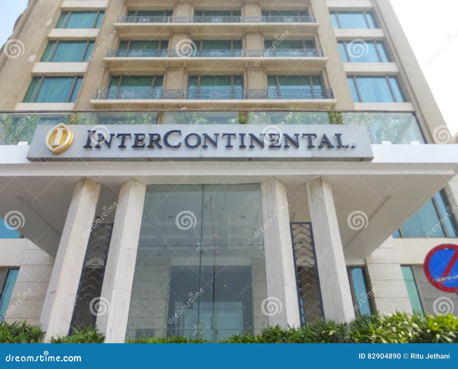 Intercontinental Hotel in Mumbai Editorial Image - Image of bunder ...