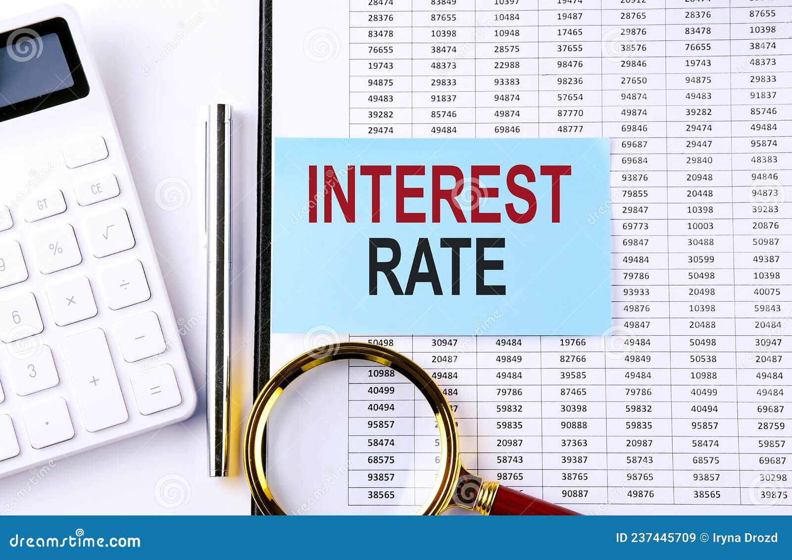 INTEREST RATE Text on Sticker on the Chart Background, Business Concept ...
